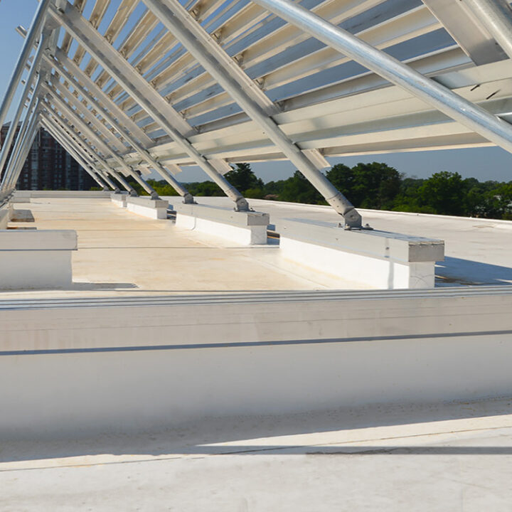 Frames Mounted On DryCap® | RoofScreen